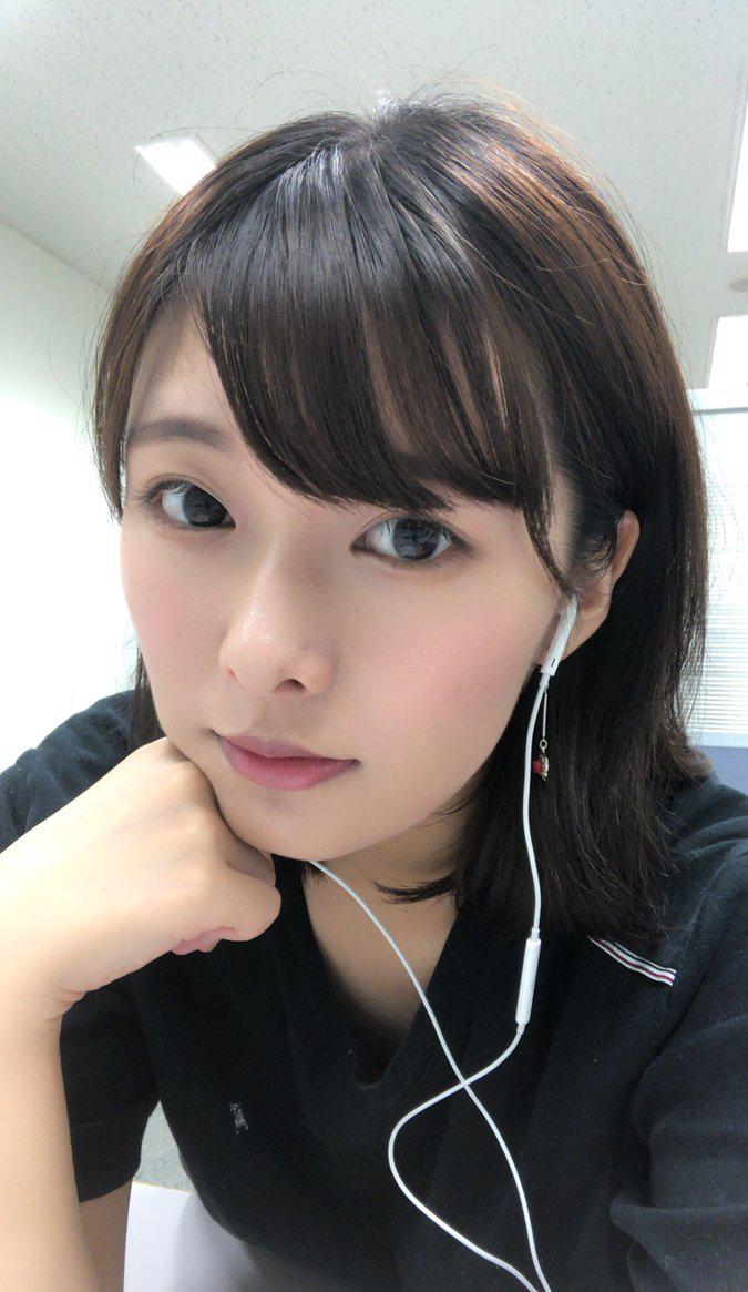 코이즈미 히나타 Hinata Koizumi 小泉ひなた Avppomppu