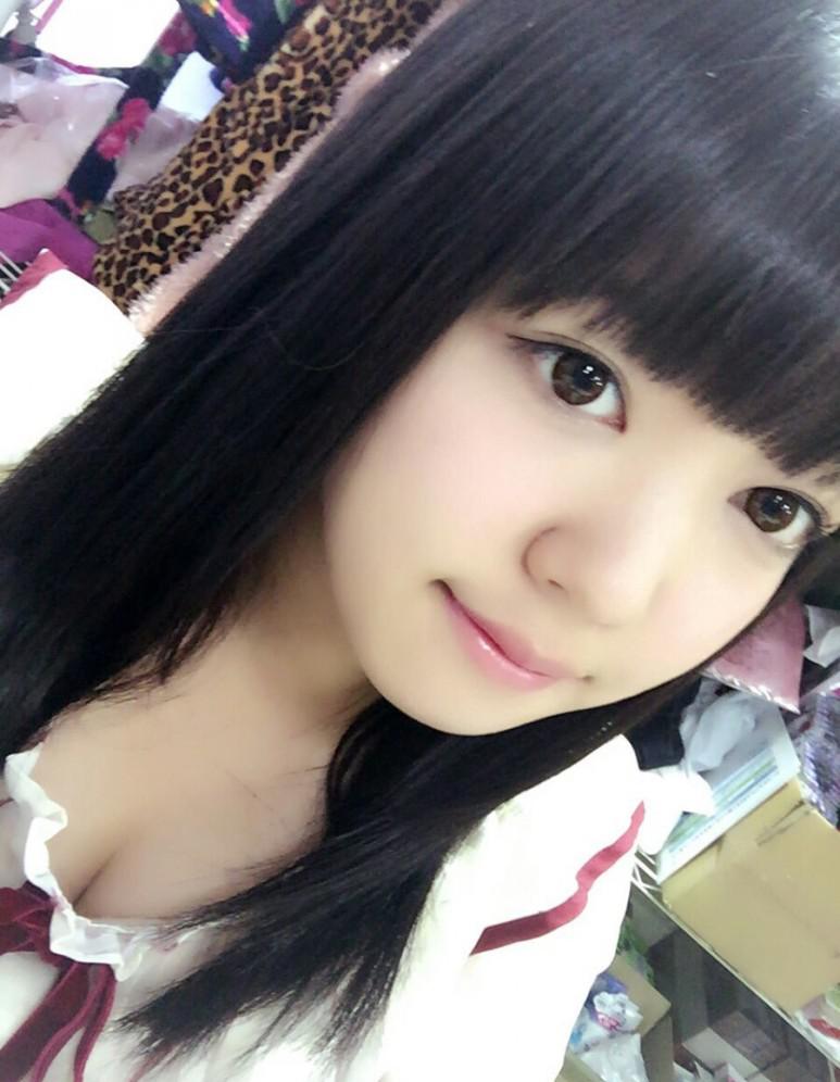 하쿠토 코코나 / Kokona Hakuto / 白桃心奈 | AVPPOMPPU